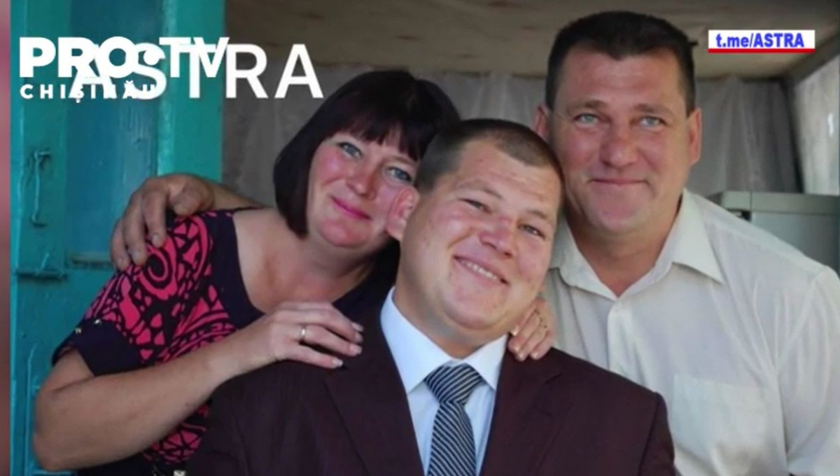 O familie, printre care si 2 copii mici, a fost gasita impuscata mortal ...