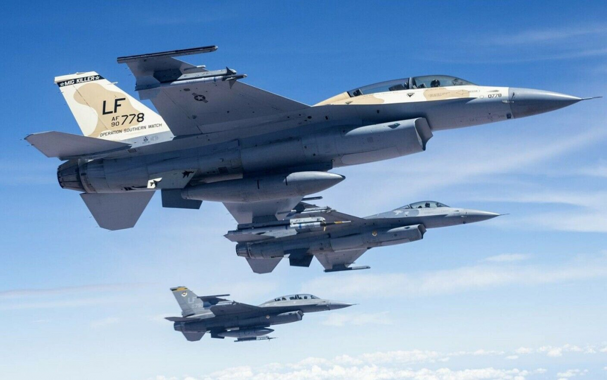 Rusia ameninta ca va ataca tarile occidentale daca avioanele F-16 ...