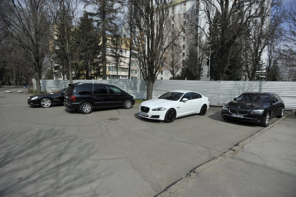 Cu ce masina a venit democratul Constantin Tutu, de aceasta data, la ...