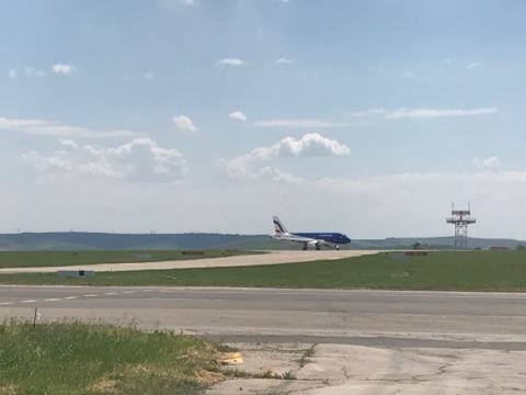 Air Moldova si-a completat flota cu o noua aeronava. Vezi cum arata ...