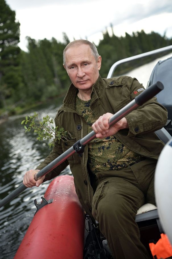 Vacanta lui Vladimir Putin, in imagini. Kremlinul face publice ...