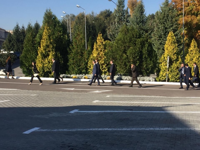 Din clipa in clipa Erdogan urmeaza sa ajunga la Chisinau. Nici zare de ...