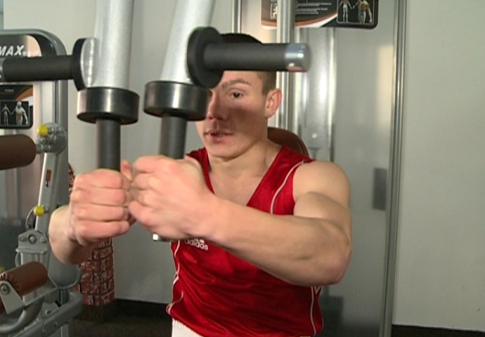 S-a nascut campion! Cum se pregateste, campionul european, boxerul ...