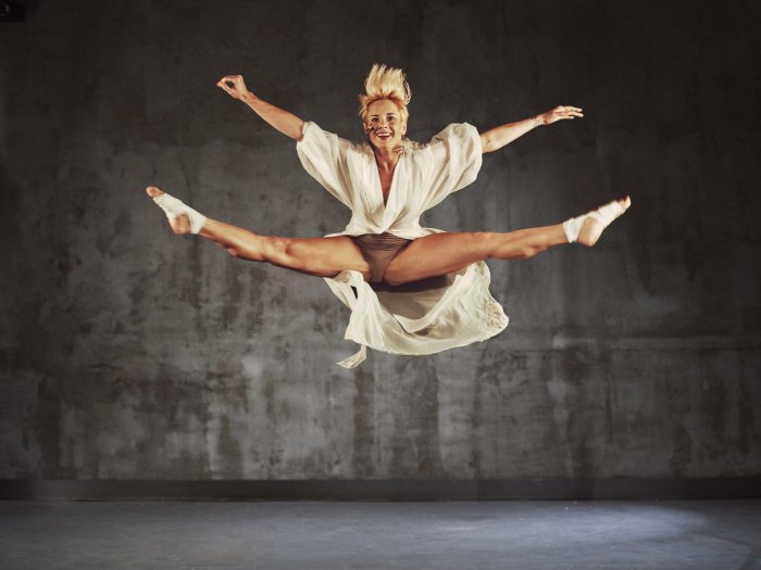 Dansul si beneficiile sale: 5 motive sa dai drumul la muzica si sa ...