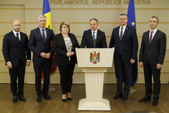 Echipa PD din Causeni ii cere deputatului Grigore Repesciuc sa-si ...