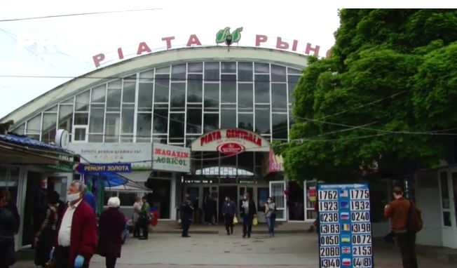 Comerciantii de la piata din Balti au revenit, astazi, la munca ...