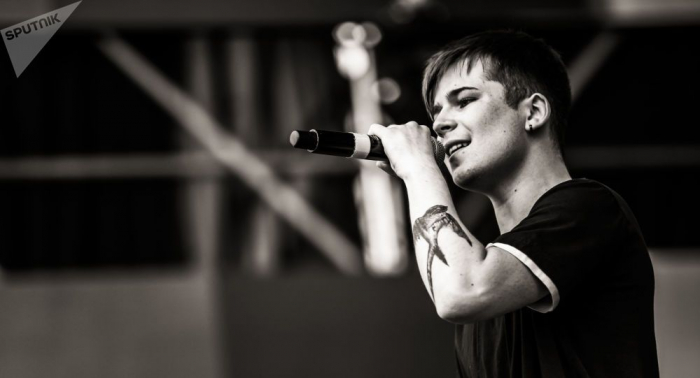 Prietenii si fanii intepretului Catalin Caragea cer ca un pasaj ...