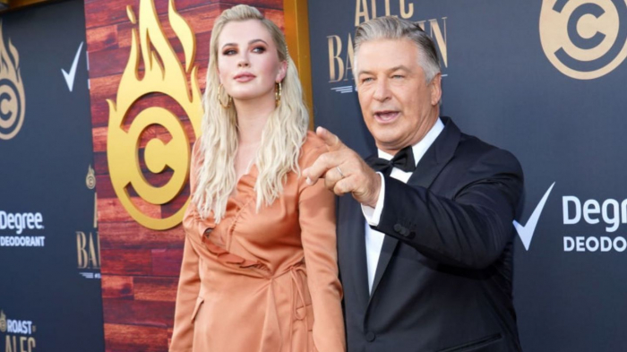 Un fotomodel celebru: "M-a lovit cu putere in fata! Am fost jefuita si ...