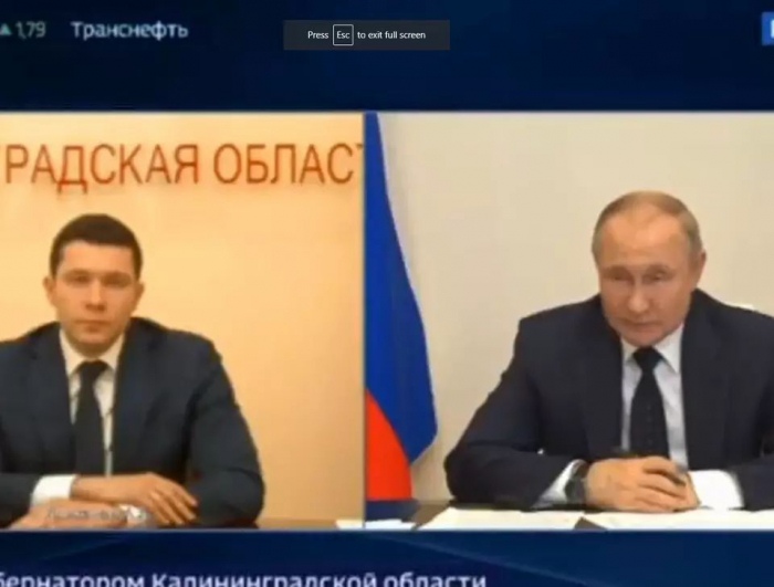 Un guvernator rus s-a plans in direct la televizor de razboi si saracie ... Un guvernator rus s-a plans in direct la televizor de razboi si saracie ...