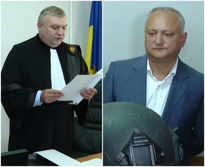 Momentul in care magistratii de la Judecatoria Ciocana au emis o decizie prin care Igor Dodon ...