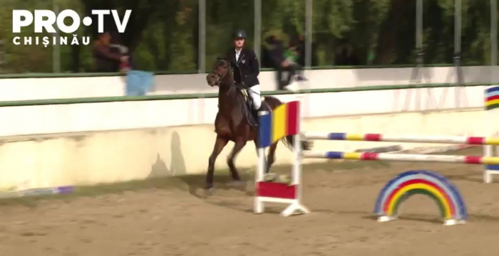 Cei mai iscusiti calareti, cu cei mai sportivi cai, au concurat pe ...