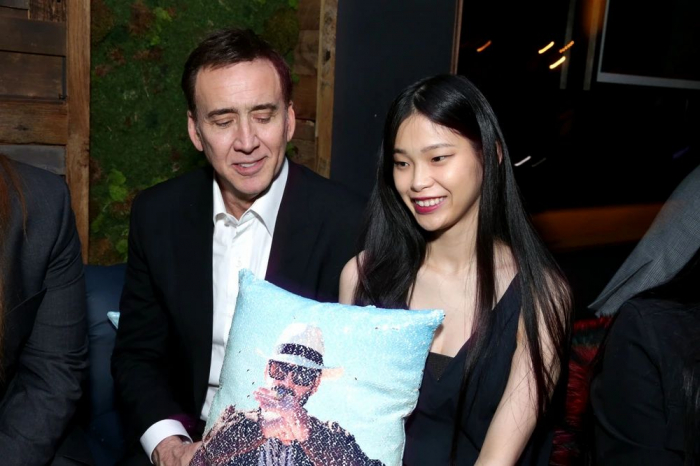 Nicolas Cage, de nerecunoscut. Actorul e acum chel si poarta barba