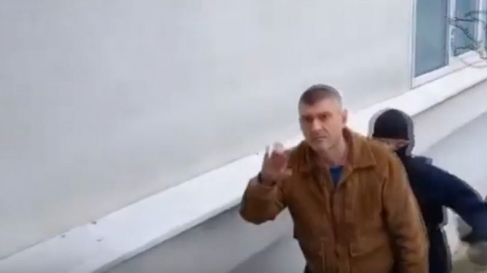 Adrian Nichifor, adus la Judecatoria Chisinau, unde se decide asupra ...