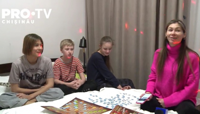 Cum au pasit ucrainenii refugiati in Moldova in noul an: „Pentru prima ...