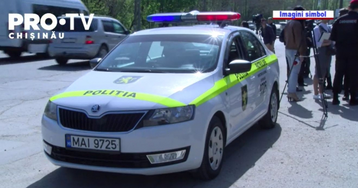 Un angajat al MAI este suspectat ca impreuna cu un alt tanar ar fi ...