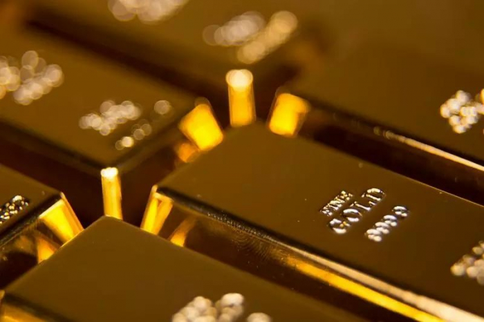 Rusii au cumparat un numar record de lingouri de aur anul trecut
