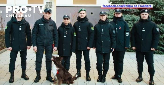 De 1 Martie angajatii patrupezi ai Politiei de Frontiera saluta venirea ...