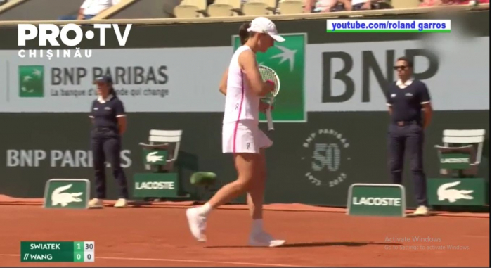 Roland Garros: Iga Swiatek, calificare fara emotii in turul 3 - VIDEO