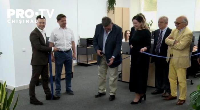 Moldindconbank a deschis larg usile primului Customer Care Service care vine in ajutorul tuturor ...