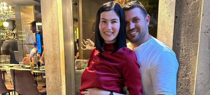 Maria Cretu - primele imagini cu burtica de graviduta! Sora lui Emilian ...