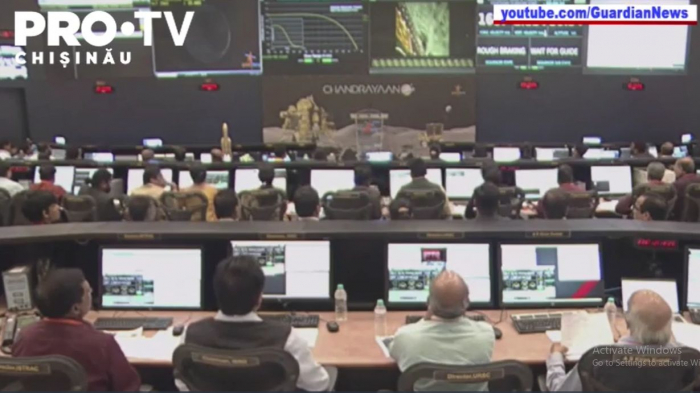 Sonda spatiala indiana a aselenizat cu succes la polul sud al Lunii - VIDEO