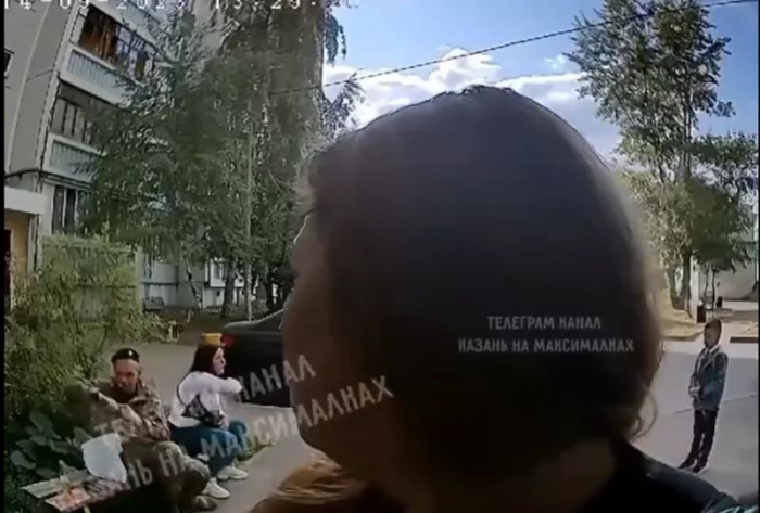 Un rus intors de pe front cheama doi copii sa traga cuiul de siguranta al unei grenade. Ce a ...