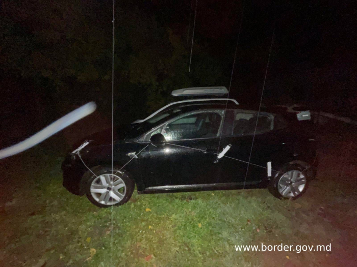 O masina, data in cautare pe Interpol - gasita la vama Leuseni. Cine se ...