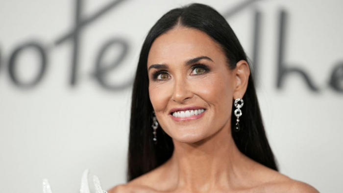 61 de ani, doar in buletin! Demi Moore, aparitie de milioane