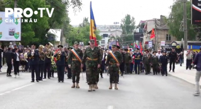 Și locuitori din alte regiuni ale țării au sfidat legea. La Bălți, mai ... Și locuitori din alte regiuni ale țării au sfidat legea. La Bălți, mai ...