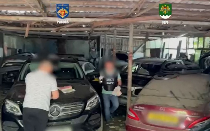 Patru mașini care au fost furate în UE și urmau să fie dezasamblate au ...