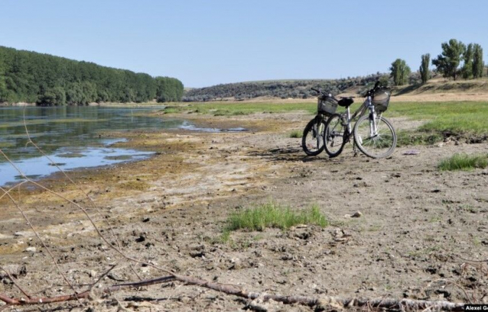 Avertizare hidrologică: Nistrul, Prutul și alte râuri au „ape mici ...