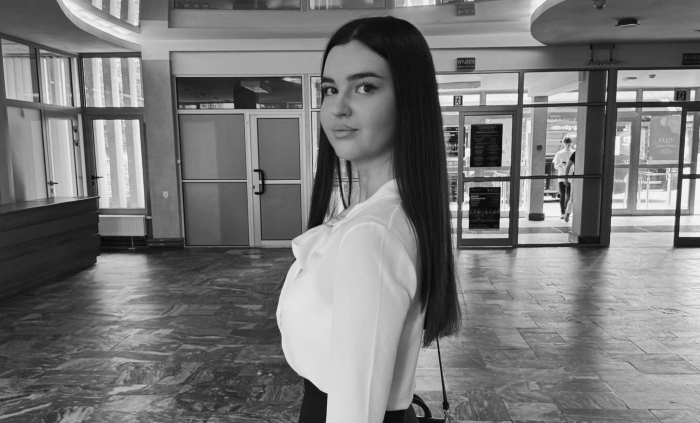 Andreea Cuciuc va fi adusă astăzi la biserica cimitirului Armenesc din ...