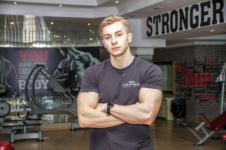 Scapa de celulita! Intructorul de fitness, Serafim Carausu: „Si unele ...