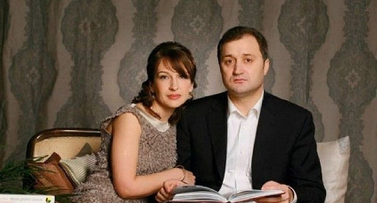 Punct si de la capat. Cele mai neasteptate divorturi ale politicienilor ...