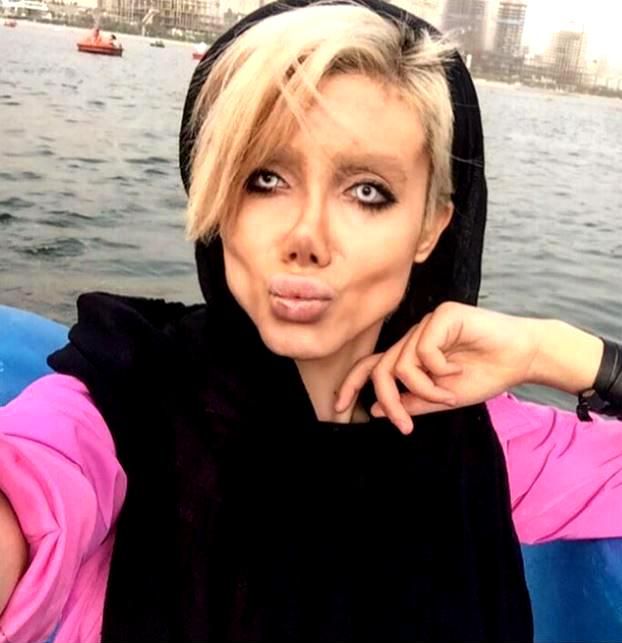 Sahar Tabar, care a suferit 50 de interventii plastice ca sa devina ...