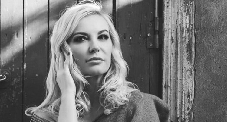 Jurnalista Rodica Cioranica - intr-o tinuta irezistibila. „Iti sta bine ...