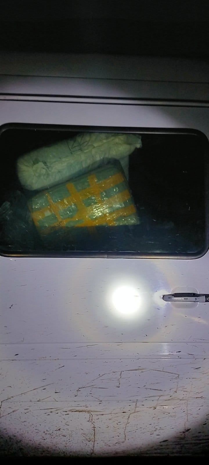 Au "pierdut" un microbuz cu marfa de contrabanda la Briceni. Greseala ...