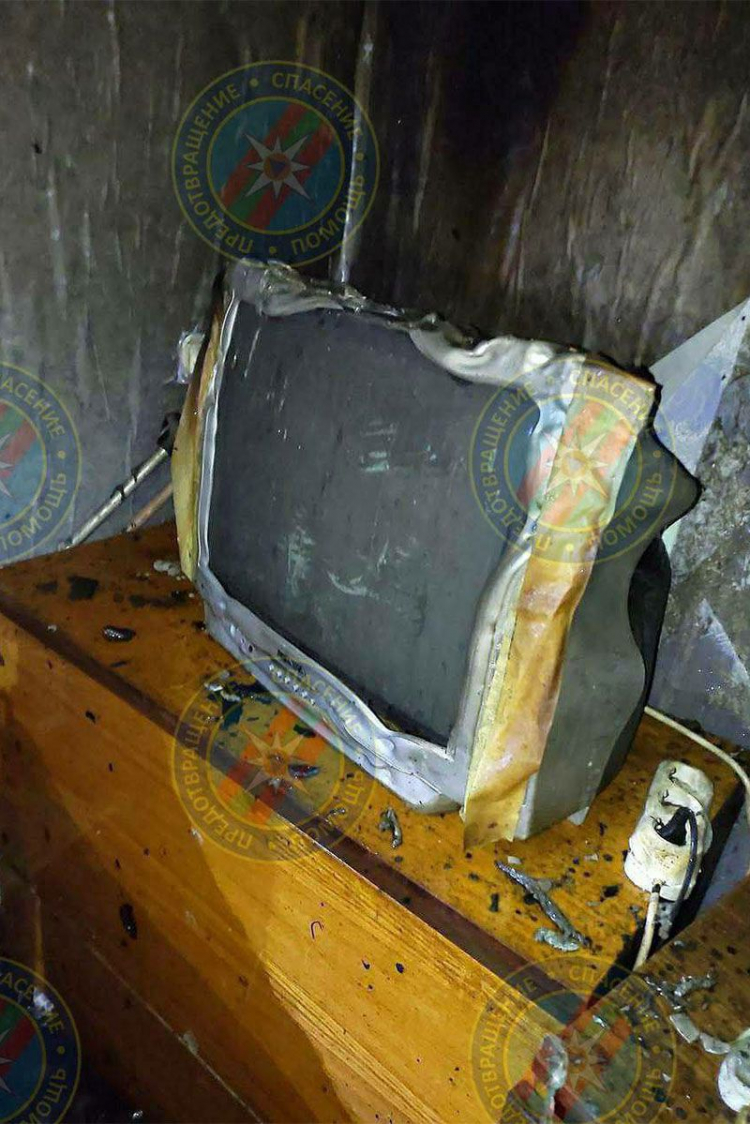 Incendiu intr-un apartament de la Tighina. Un barbat a murit, dupa ce a ...