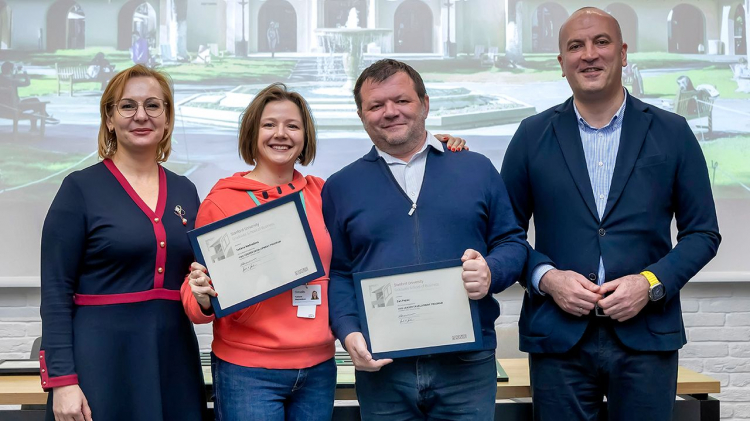 Managementul maib finalizeaza programul de leadership la Stanford ...