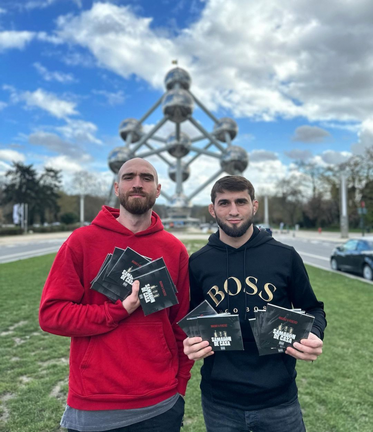 Magnat O Noua Premiera Muzicala Sa Nu Va Aud Ca N Aveti Bani De