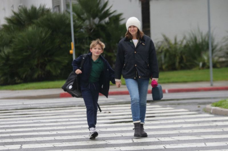 Jennifer Garner nu le permite copiilor ei sa stea pe retelele sociale ...