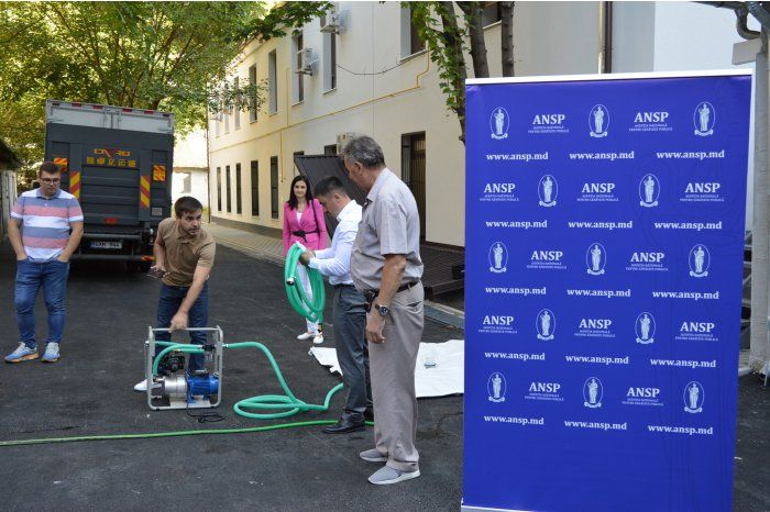 ANSP a primit un lot de echipamente de decontaminare din partea SUA si ...
