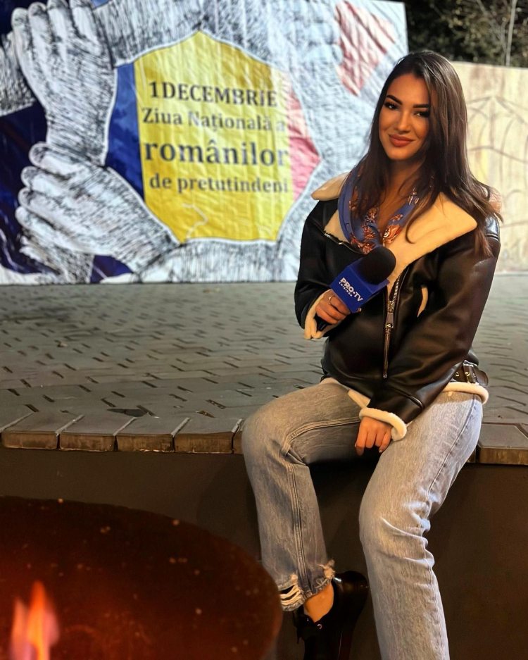 Hora Unirii, in curtea unui liceu din capitala! Angela Doros ...