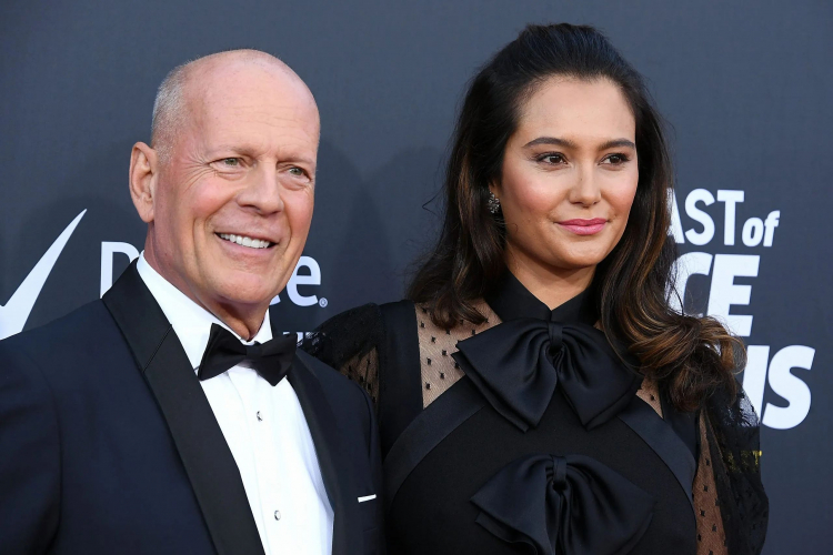 Emma Heming si-a celebrat relatia cu Bruce Willis cu o imagine ...