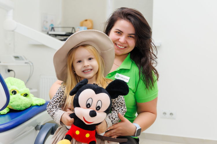 Pe langa igiena corecta si regulata, dintii tai au nevoie si de un ...