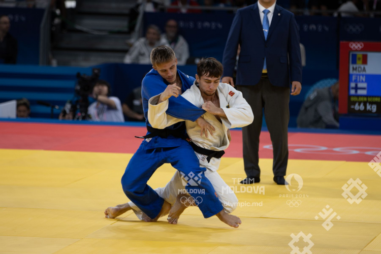 Vești bune de la Paris. Judocanul Denis Vieru a acces în semifinală la ...