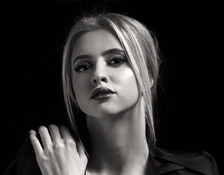 „O sa fii amarata toata viata”. Sfaturile mamei pentru Sandra Dodon