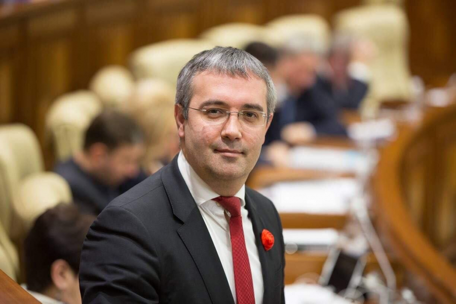 Sergiu Sirbu, in InPROfunzime: "Eu sunt deja al 11-lea an in Parlament ...