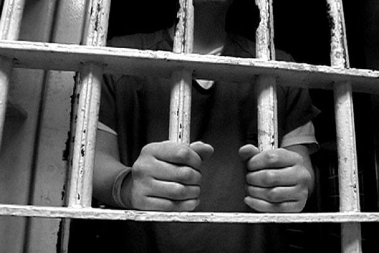 Ex-angajat MAI: Adrian Nichifor ducea in puscarie o viata de lux