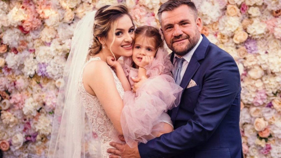 Solistul trupei 3 Sud Est, Viorel Sipos, a devenit tata pentru a doua ...